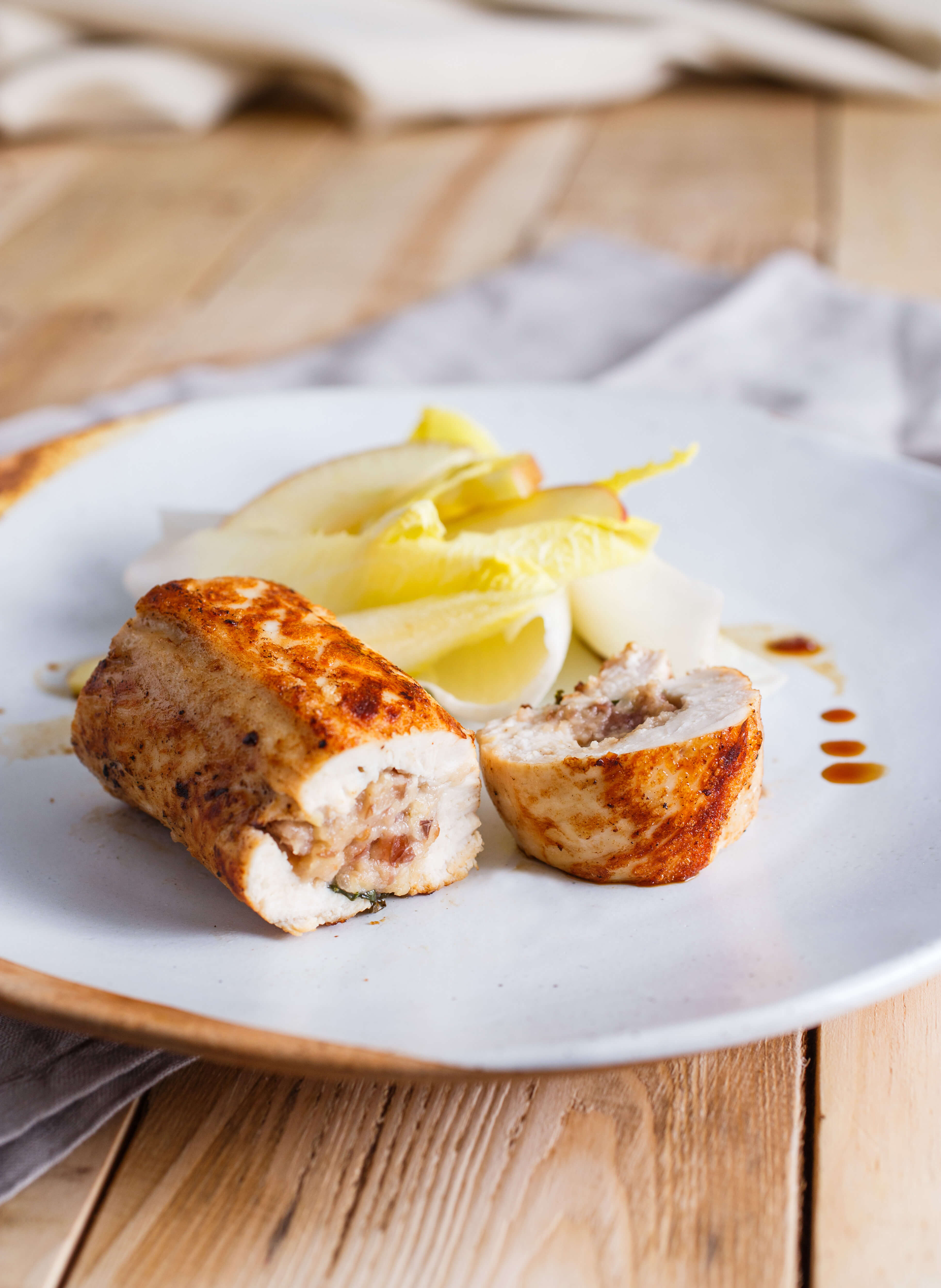 Stuffed chicken breasts with maple glaze - Maple from Canada
